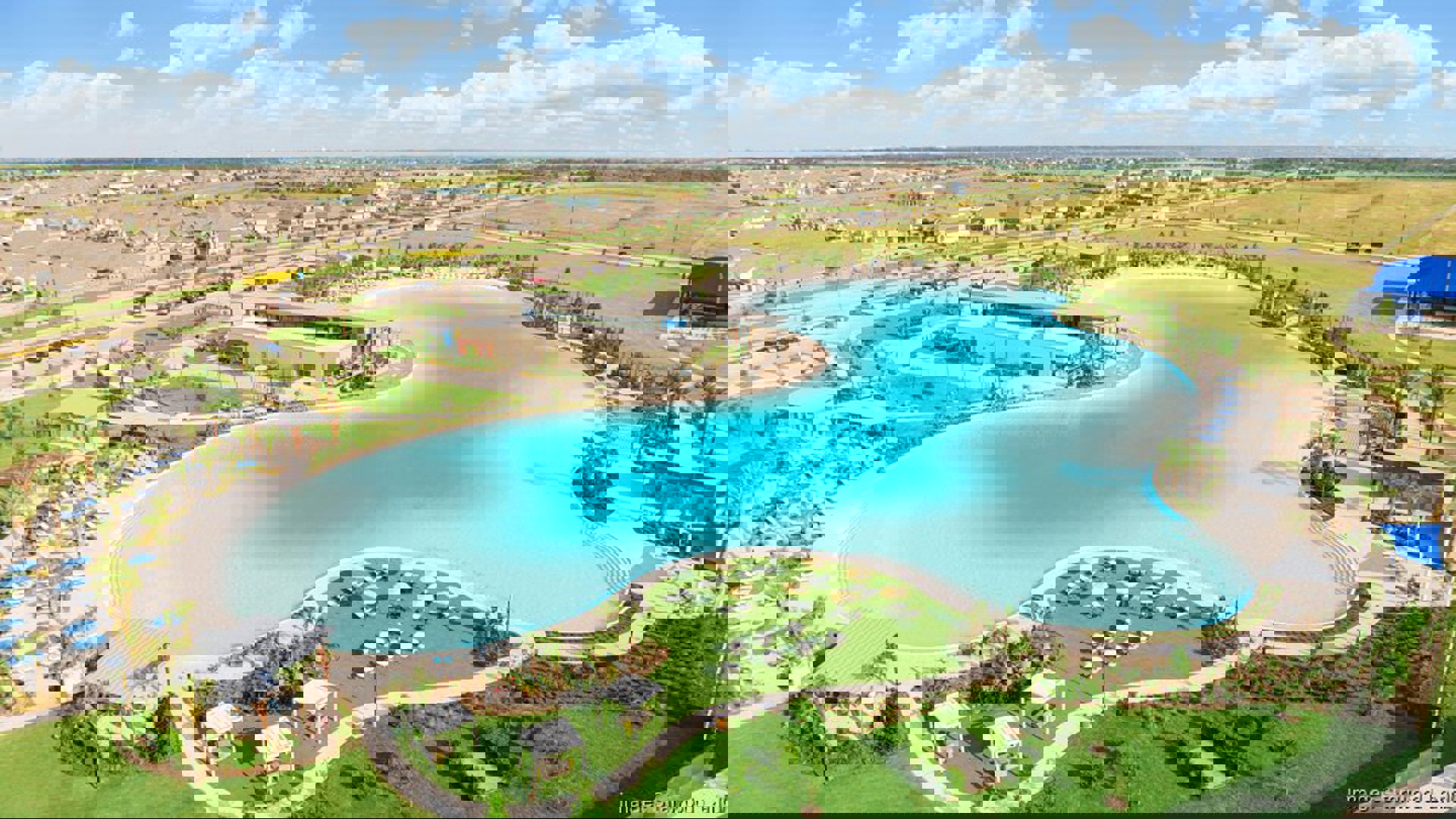 Crystal Lagoon opens in Katy's Sunterra community | khou.com