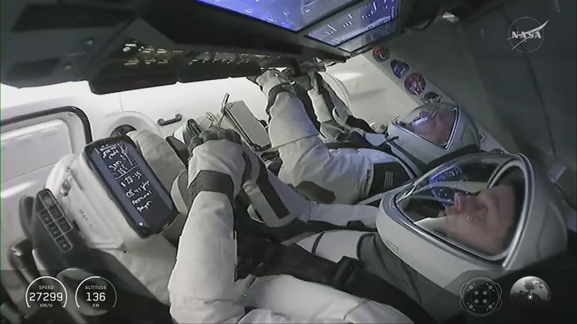 Ailing astronaut returns to Earth early in NASA's first medical ...