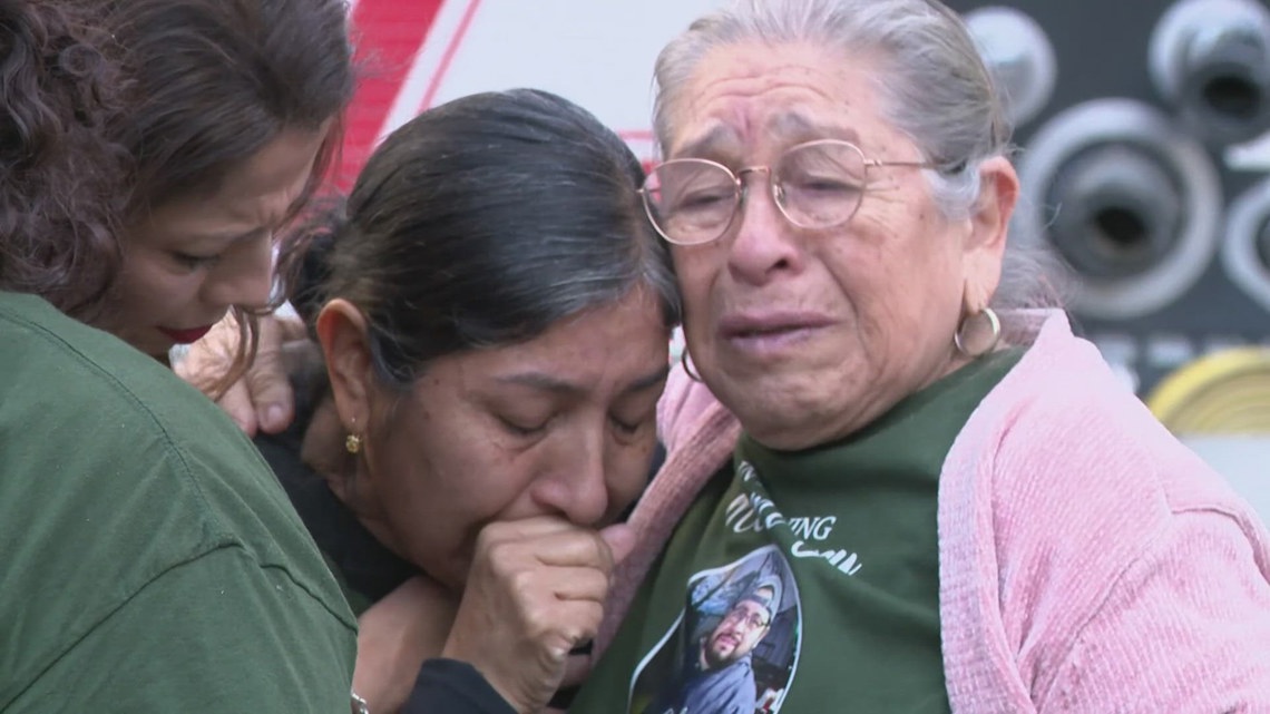 Family of Resendez calls for charges against deputy constable | khou.com