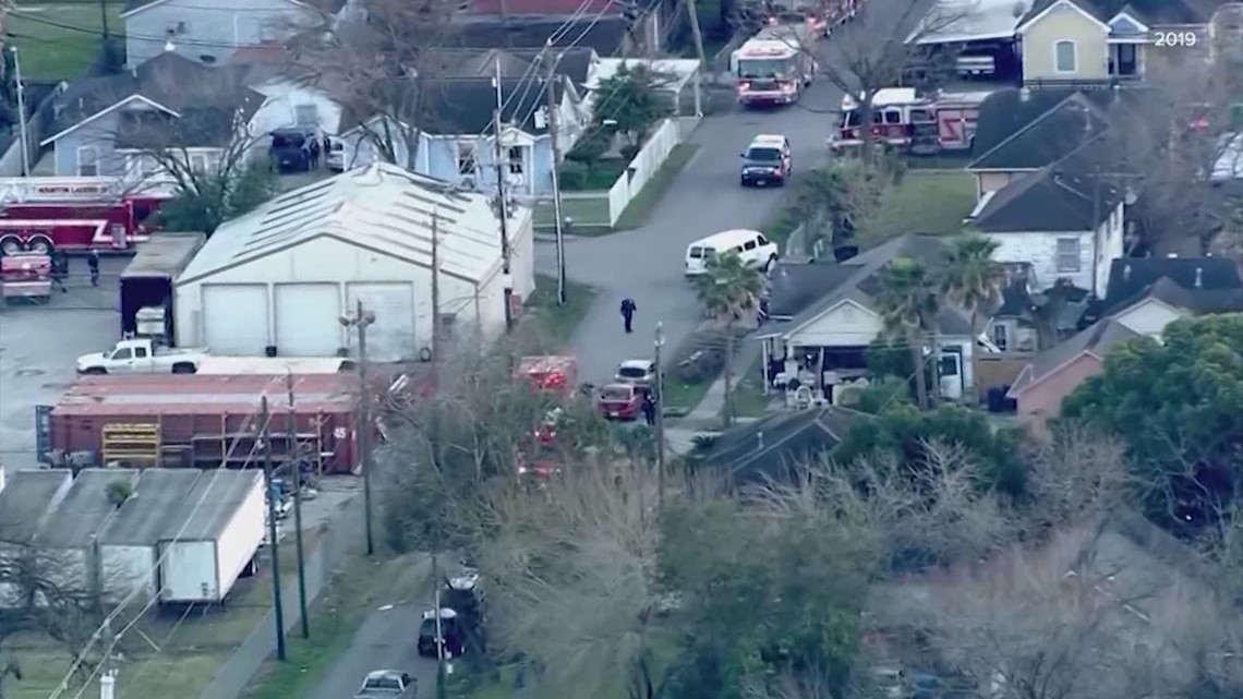 6 more HPD officers charged in connection with deadly botched Harding ...