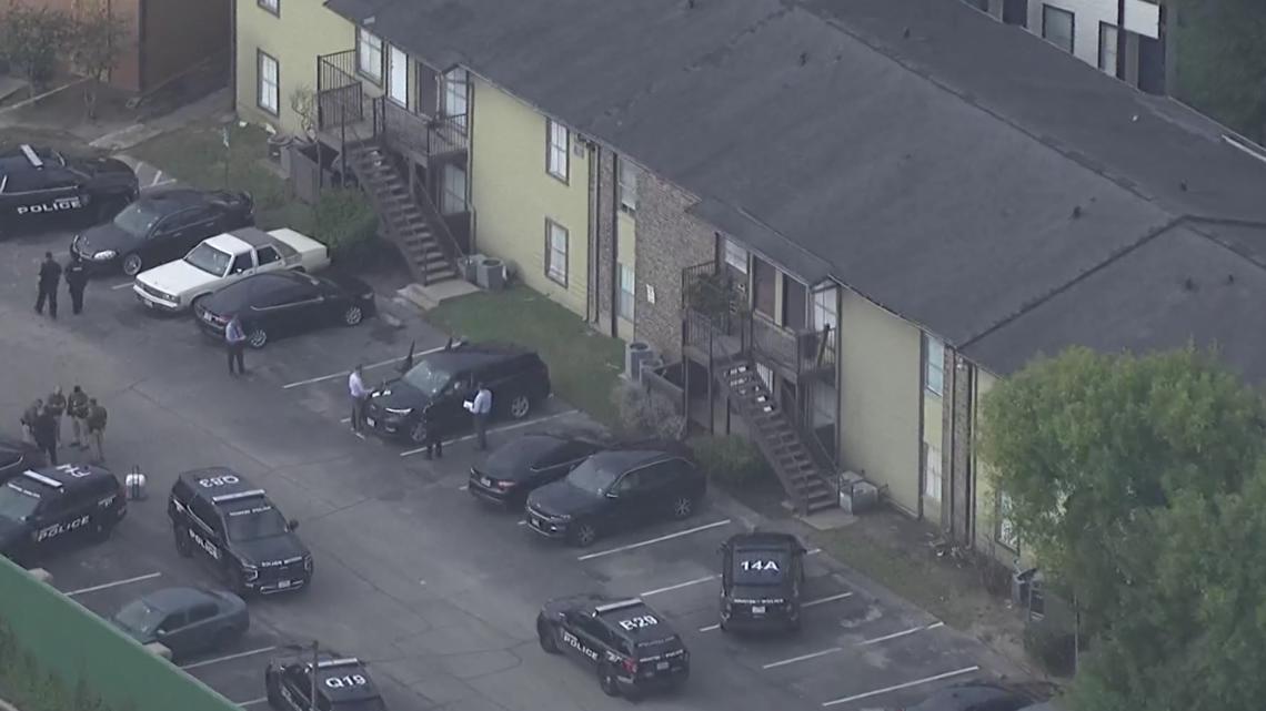 Ex co-owner of Turkey Leg Hut indicted following 2020 Bar 5015 ...