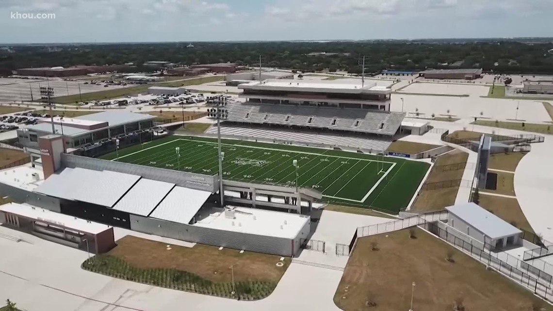 Houston-area districts begin football with new COVID-19-rules | khou.com