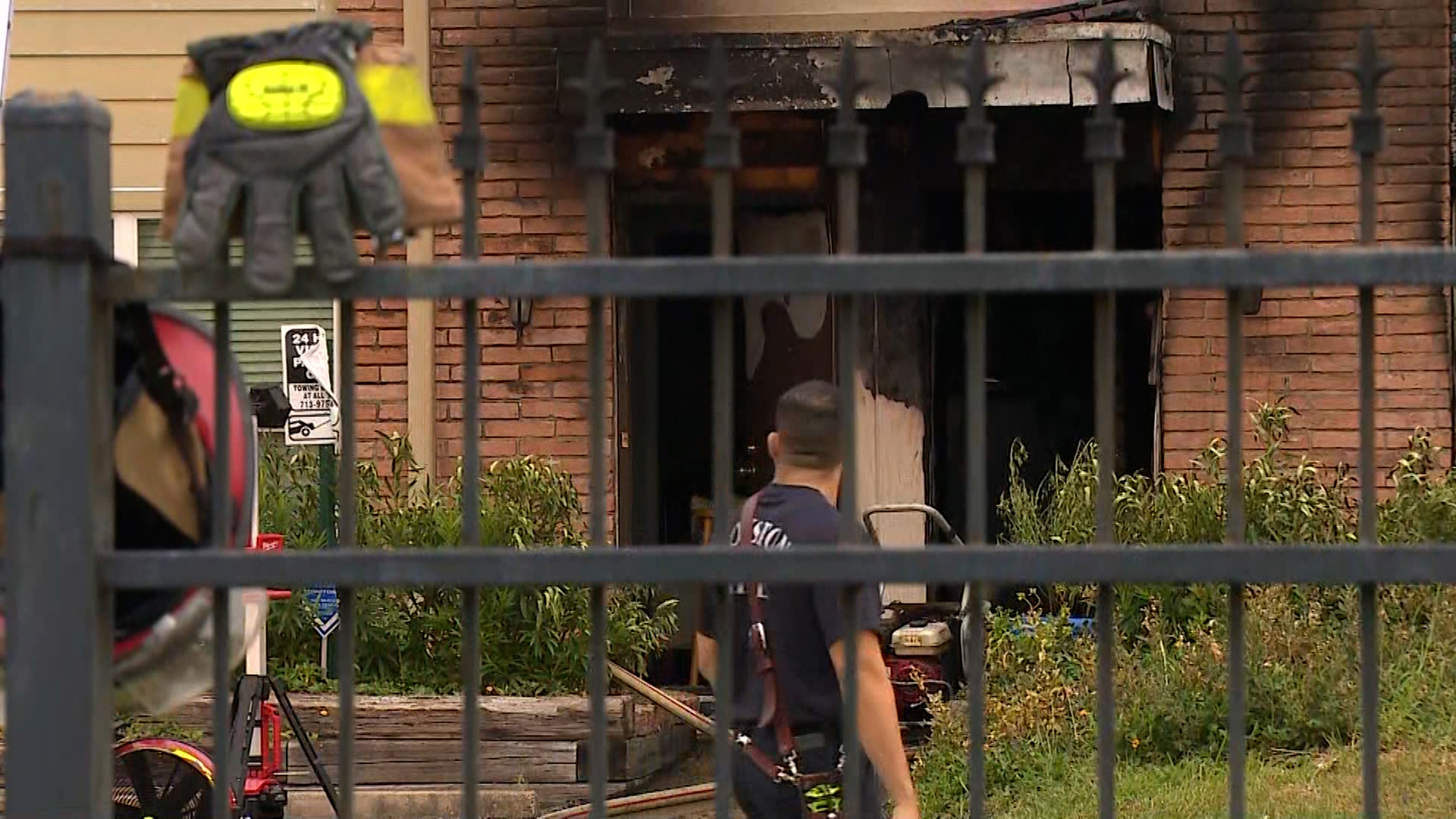 HFD: Three dead in southwest Houston condo fire | khou.com