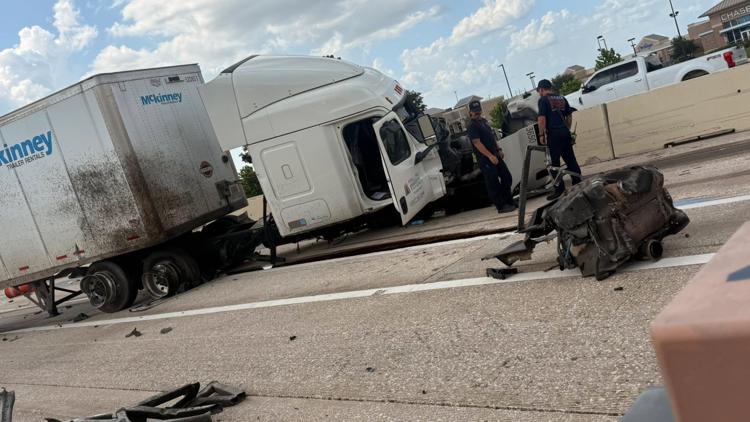 Semi-trailer crash causes delays on US-290 freeway | khou.com