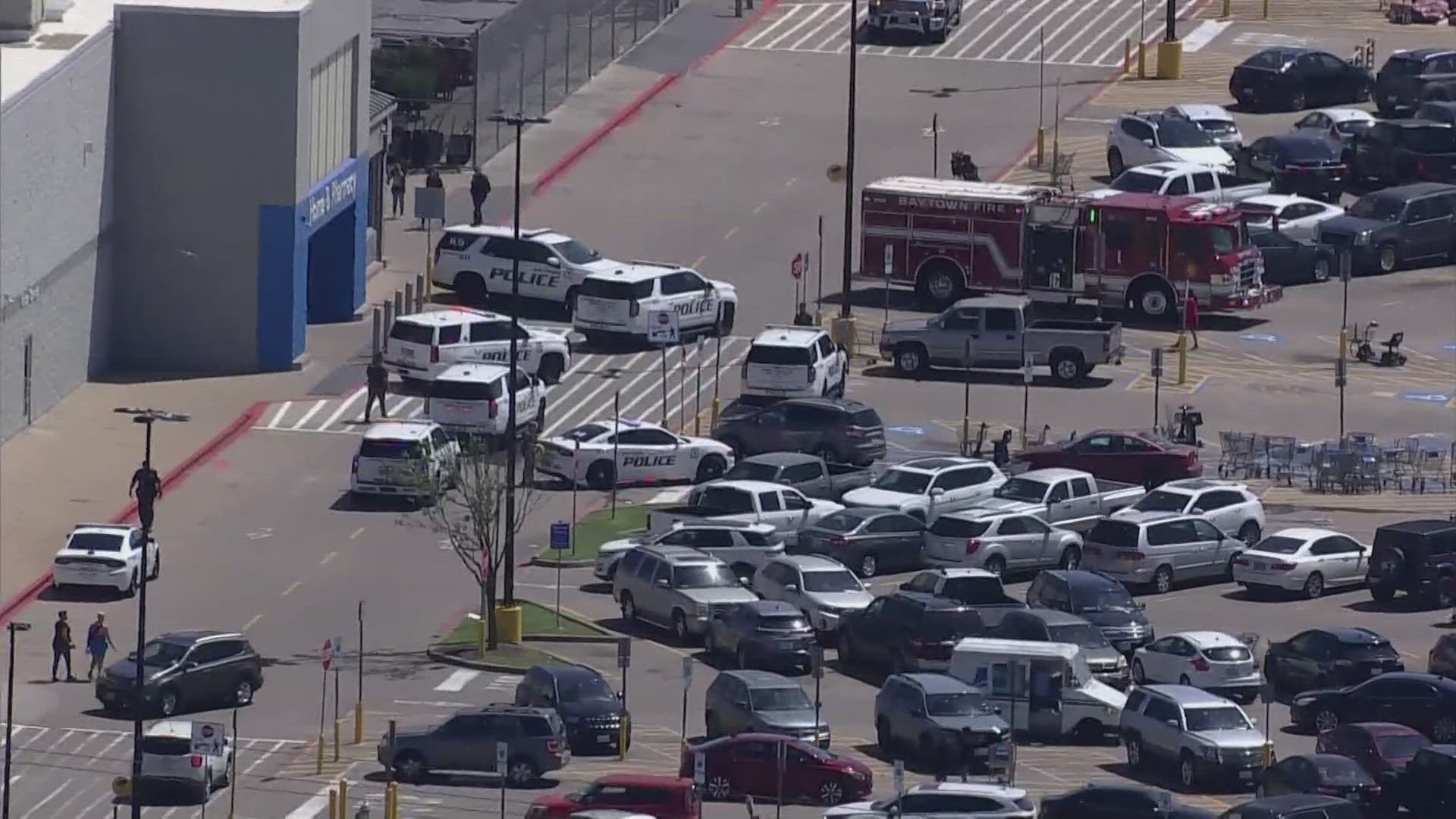 86-year-old woman dies after being hit by vehicle in parking lot | khou.com