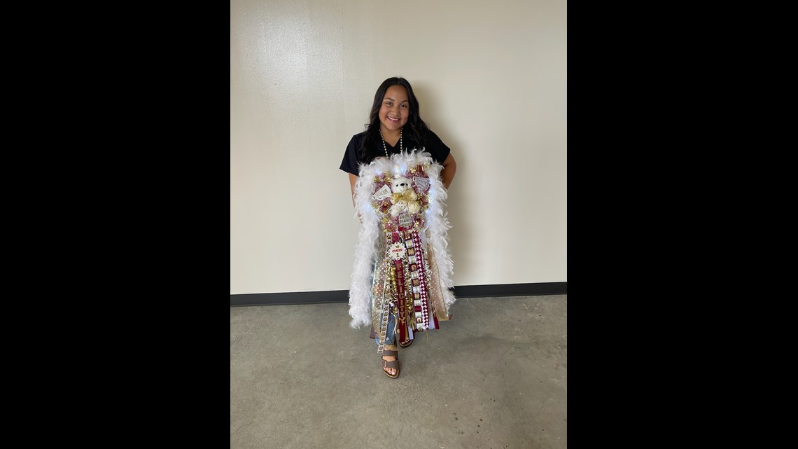 Why are mums so big in Texas? Here is the homecoming history | khou.com