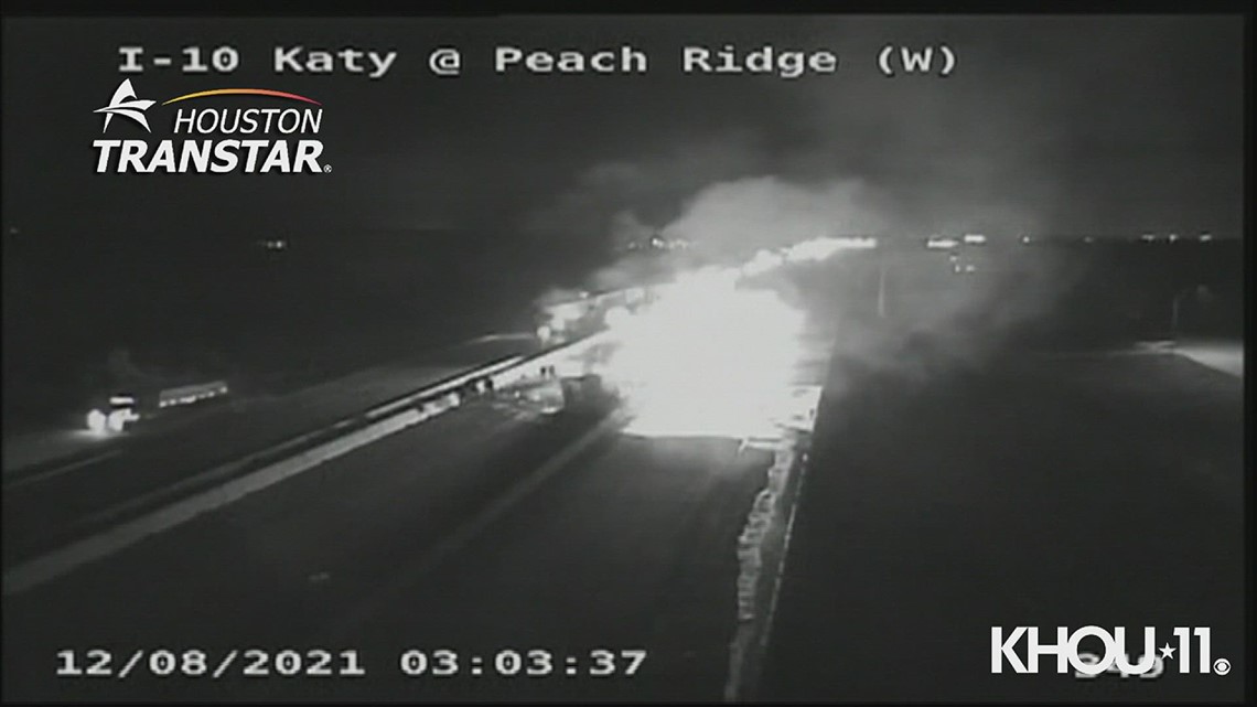 Raw Video Fiery Wrong Way Crash On I 10 Heading East In The Brookshire
