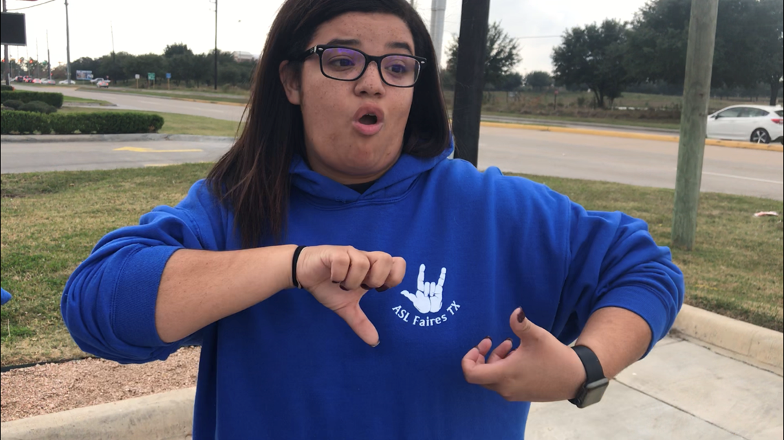 Sign language students upset with recent changes | khou.com