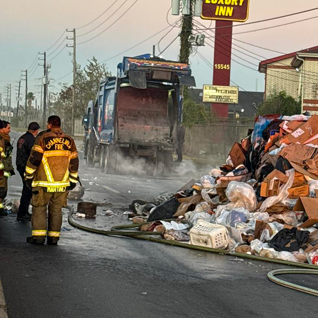 Garbage truck fire causes big traffic mess along East Freeway feeder ...
