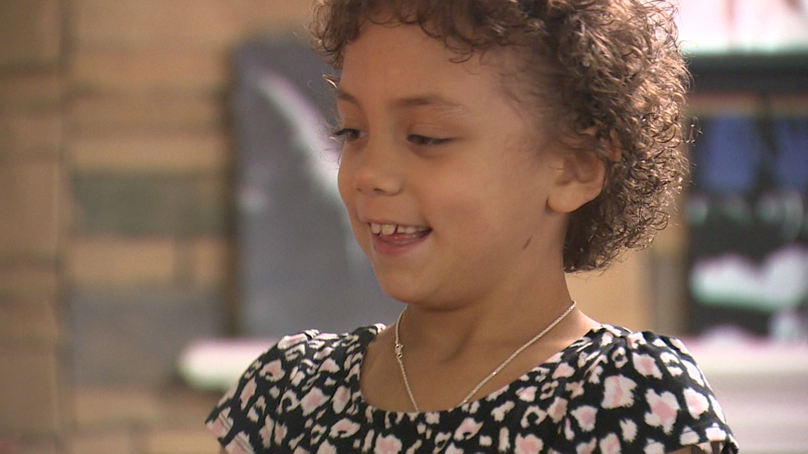 Officer Abigail Arias to visit White House | khou.com