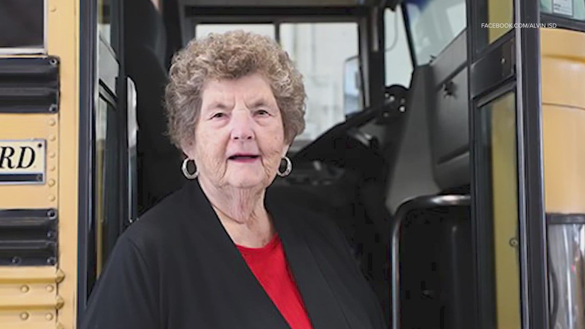 Alvin ISD bus driver honored after 40 years of service | khou.com Alvin ISD bus driver honored after 40 years of service | khou.com