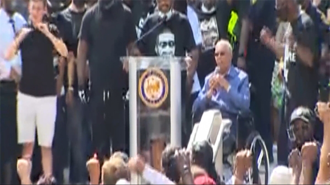 Full speech: Rev. Bill Lawson urges crowd at 2020 George Floyd rally to ...