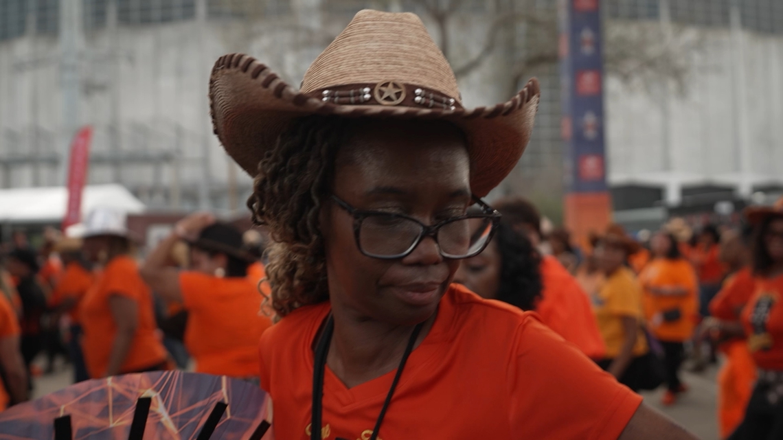 Black Heritage Day draws thousands to RodeoHouston | khou.com