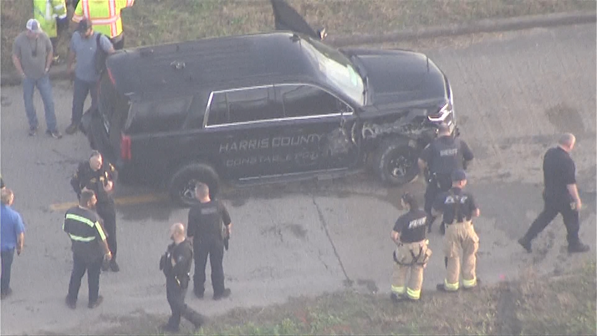 Constable's SUV involved in wreck in east Harris County | 2 vehicles in ...