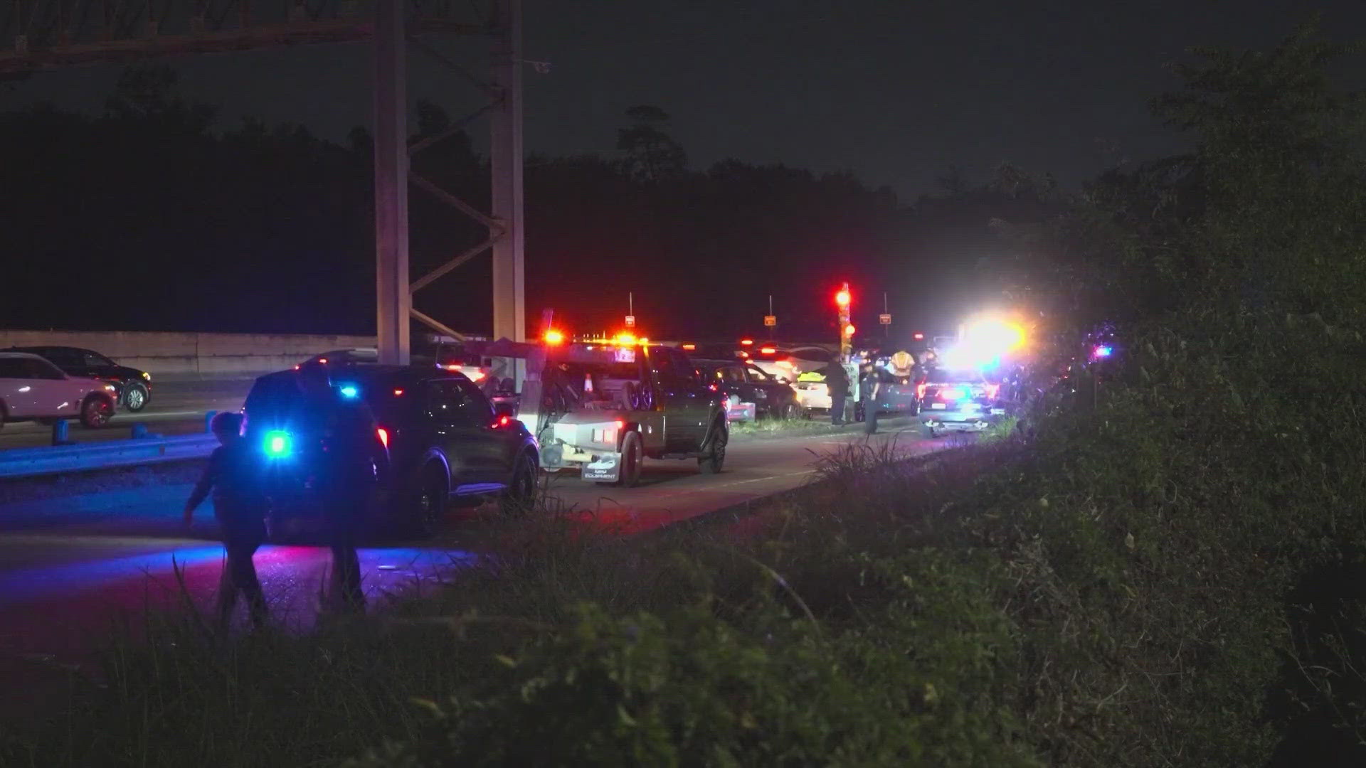 HPD: Driver shot after beating on car for driving too slow on N Fwy ...