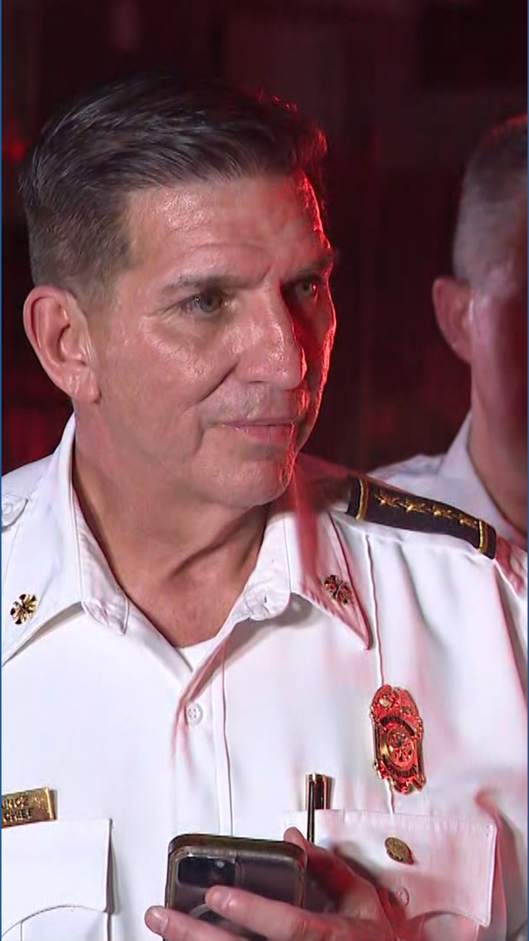 Fire Chief Thomas Muñoz shares an update on the 3-alarm Houston ...
