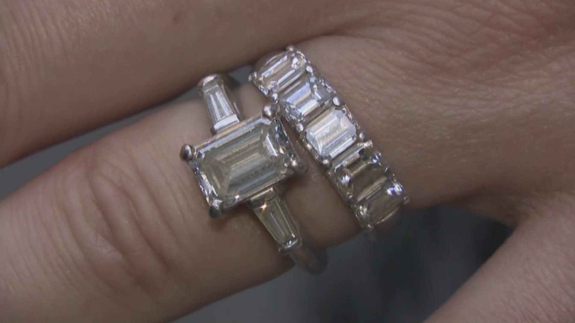 Strangers help woman find lost wedding ring | khou.com