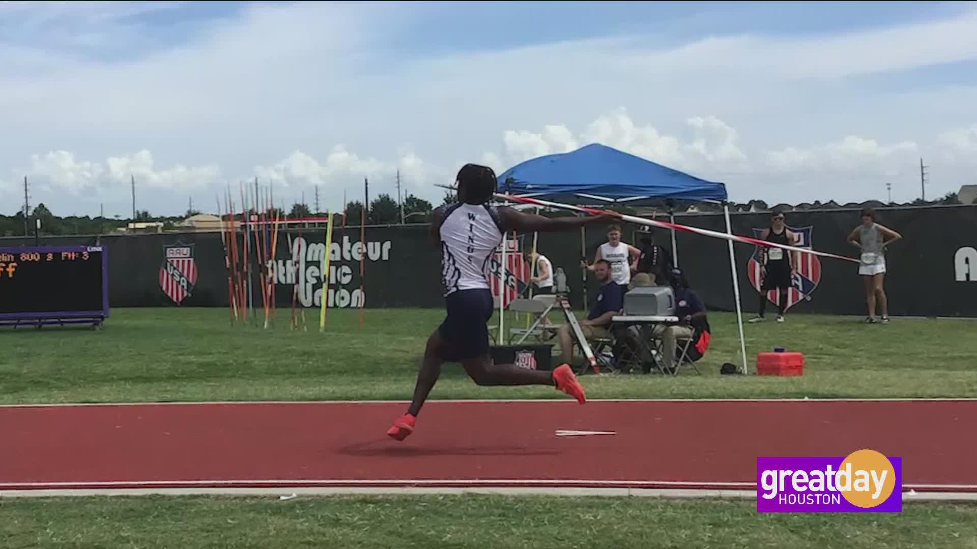 Andrew Huff Wins the Gold at the AAU Junior Olympics | khou.com