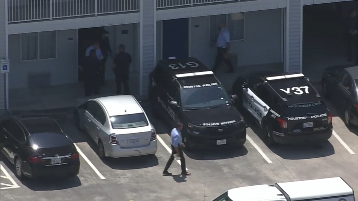 Houston, Texas crime: Drive-by shooting at block party kills 3 | khou.com