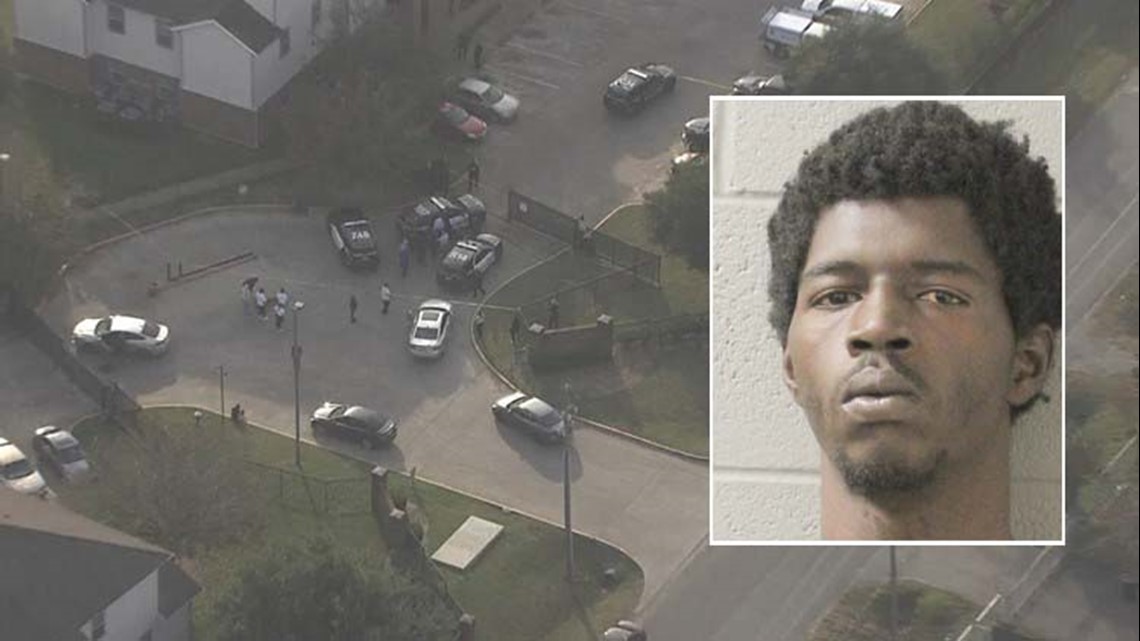 Man found dead in parking lot of apartments near Pearland | khou.com