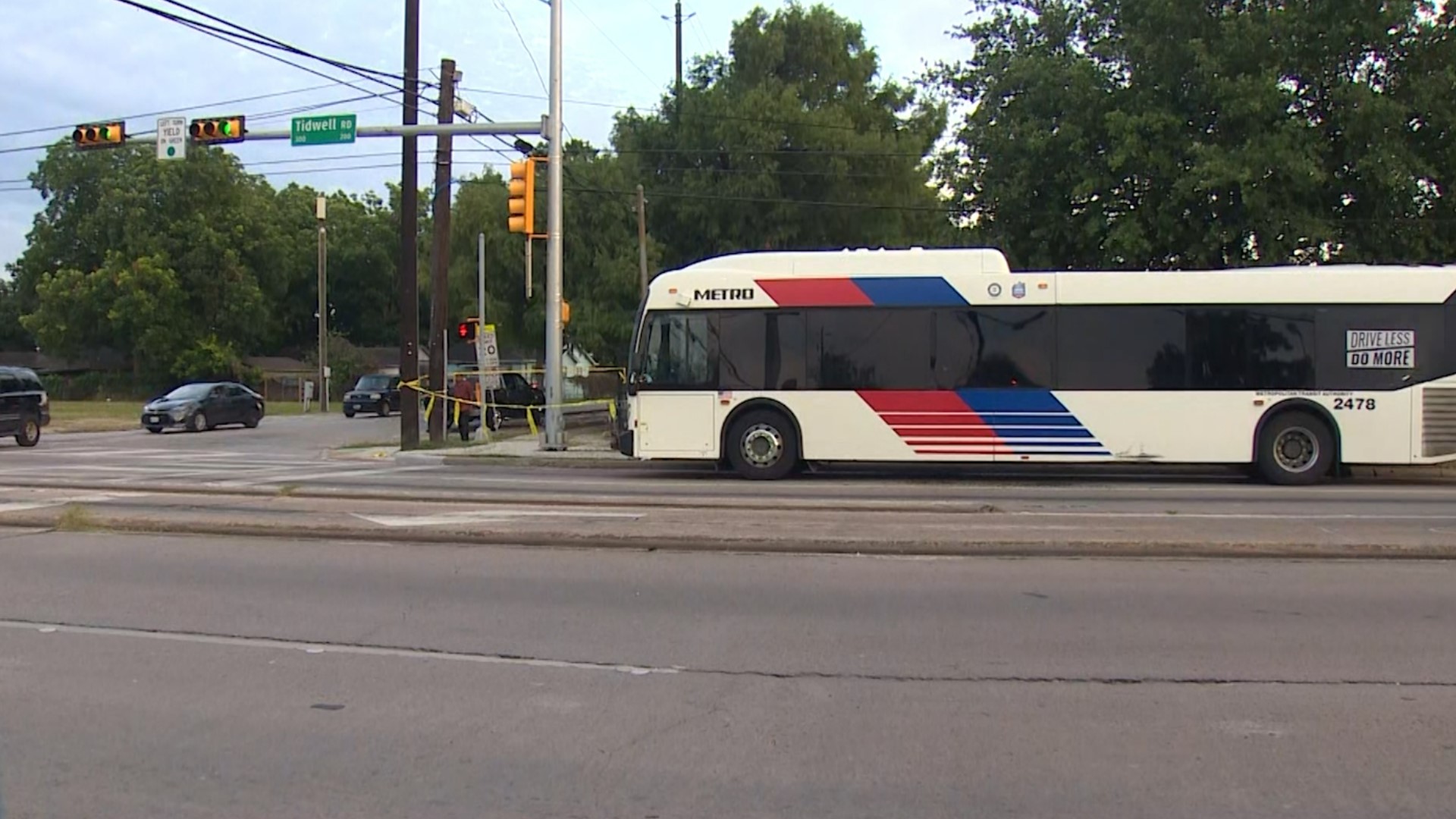 Raw video: METRO police give an update after 2 people were shot on a ...