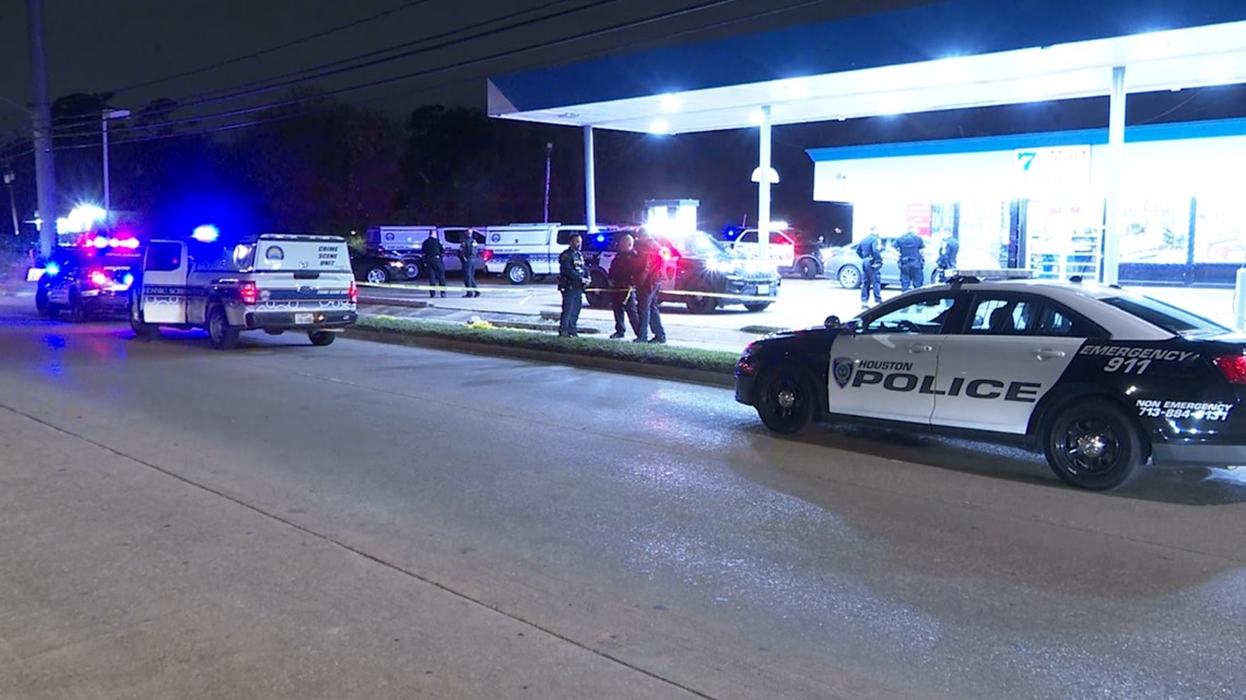 Houston police officer shoots suspect | khou.com