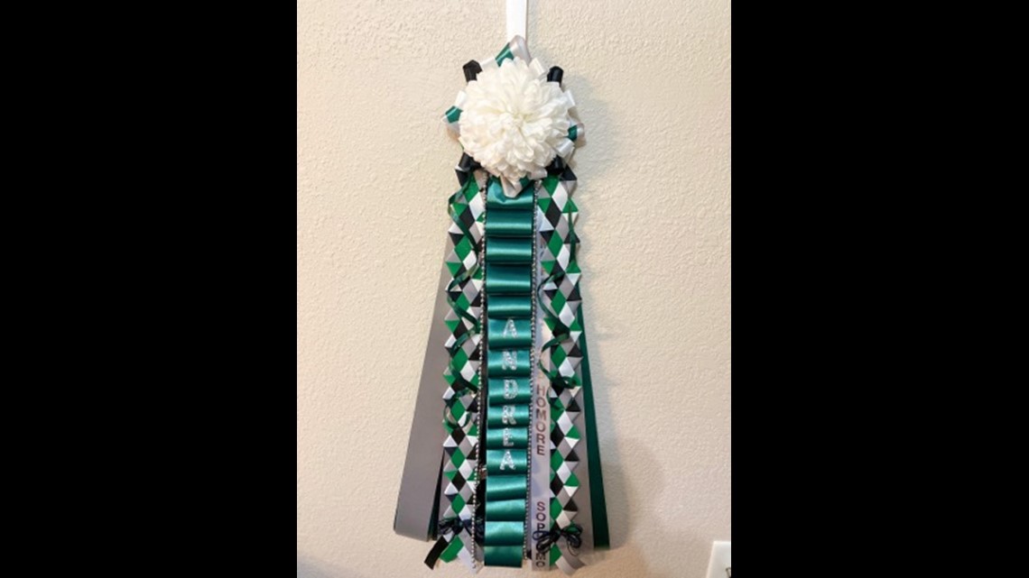 Why are mums so big in Texas? Here is the homecoming history | khou.com