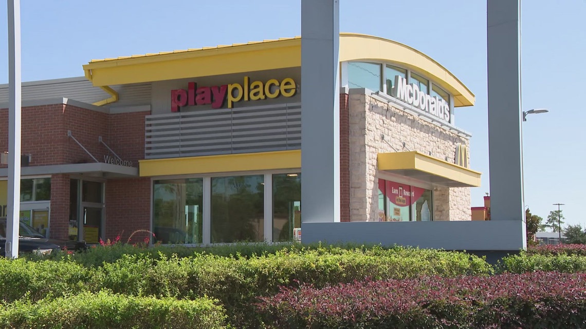 Ex-doctor Leon Jacob gets life in murder-for-hire case | khou.com