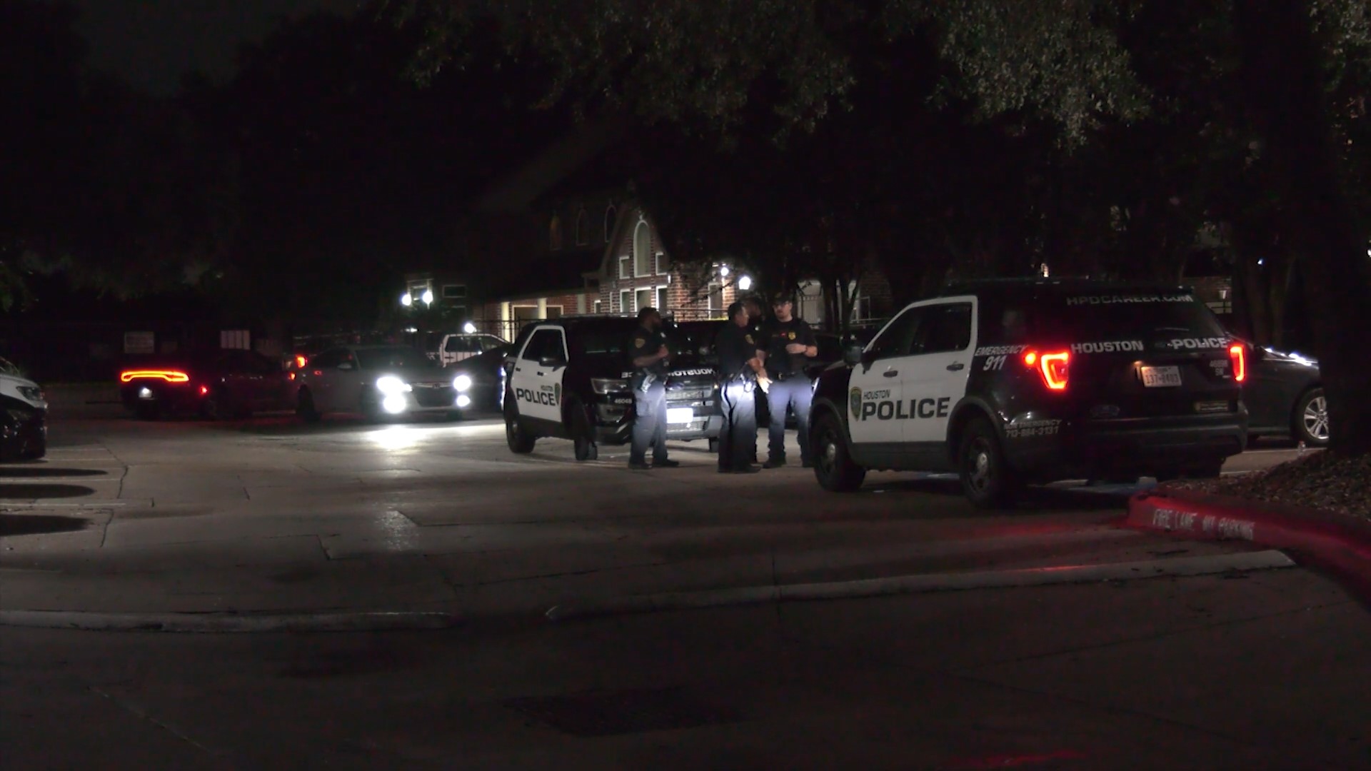 3 Year Old Shot In The Leg At Southwest Houston Apartment Complex