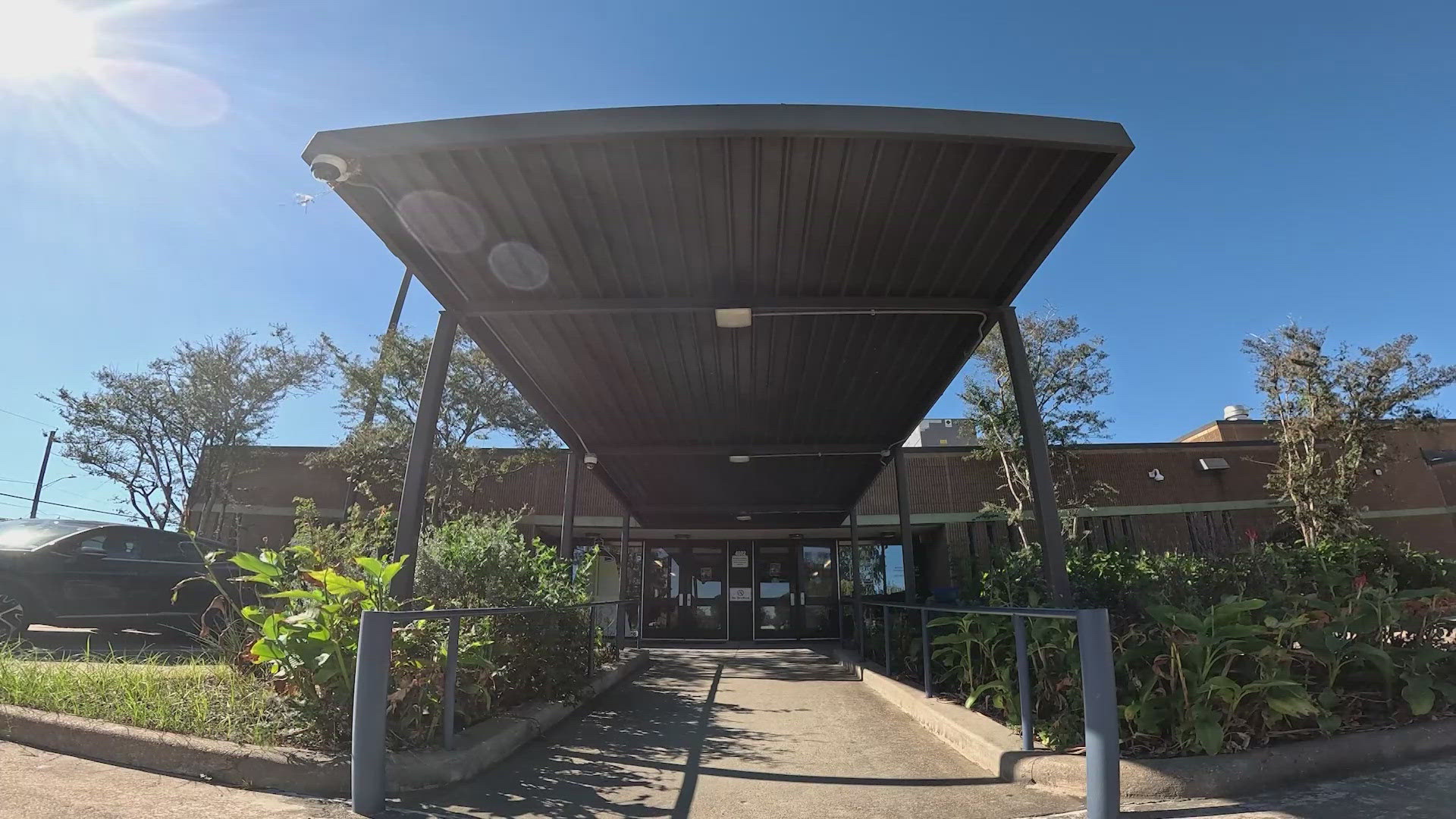 City promises permanent generator for Kashmere Gardens community center ...