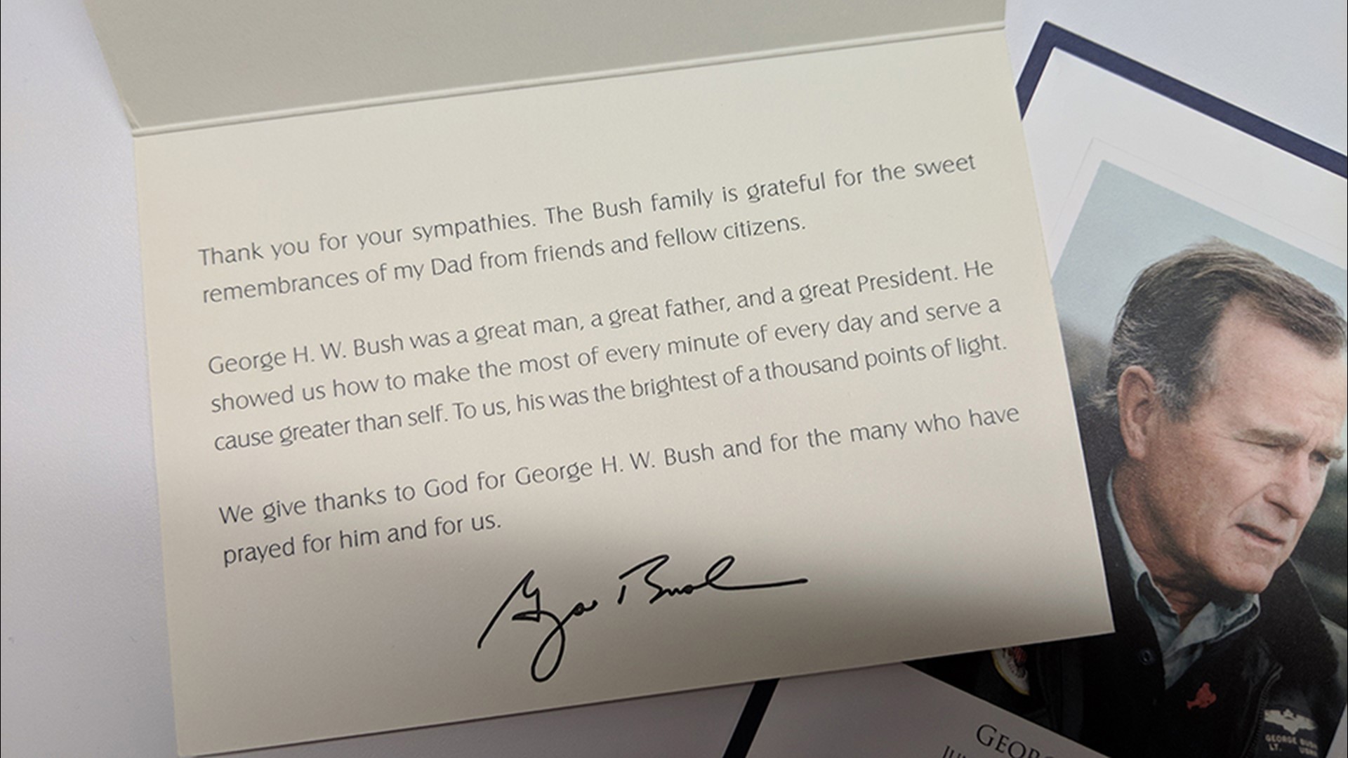 Bush family sends thanks for your cards, messages | khou.com