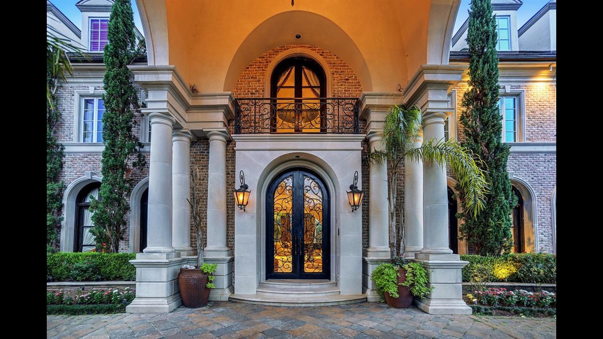 Take a look inside Tracy McGrady's Texas-size mansion | khou.com