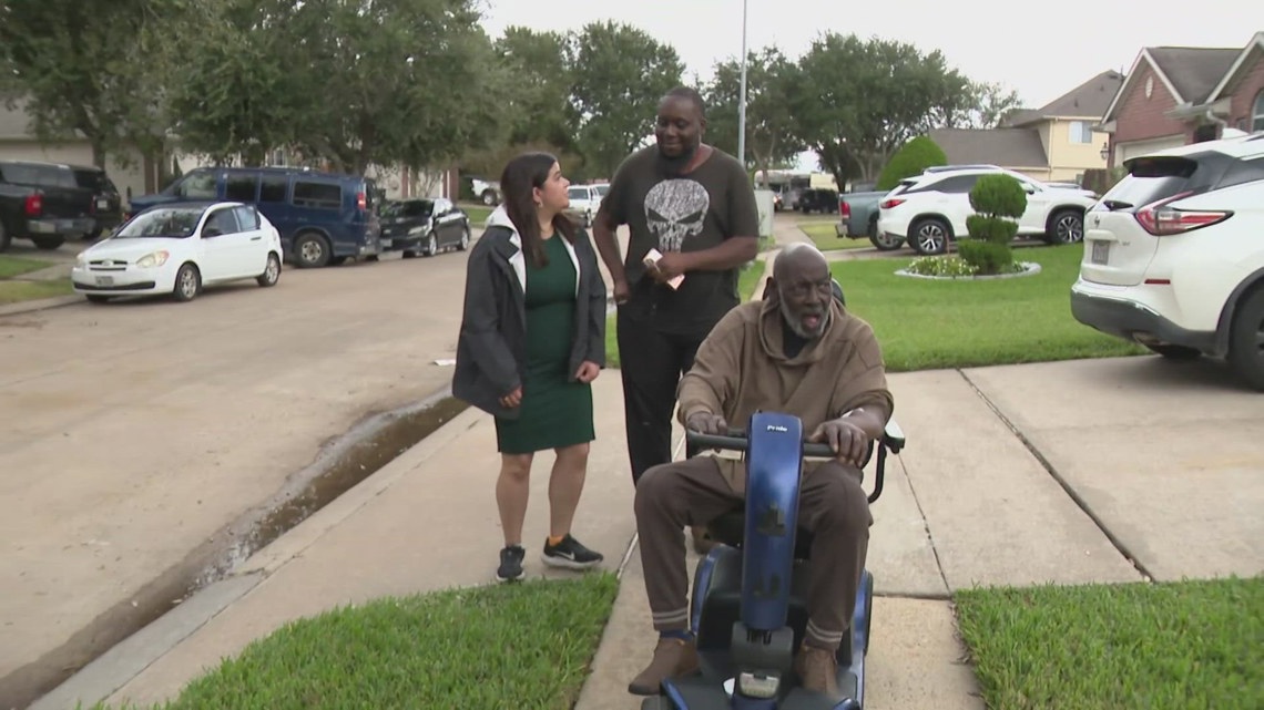 Lumos debuts as new entertainment hub in New Caney | khou.com