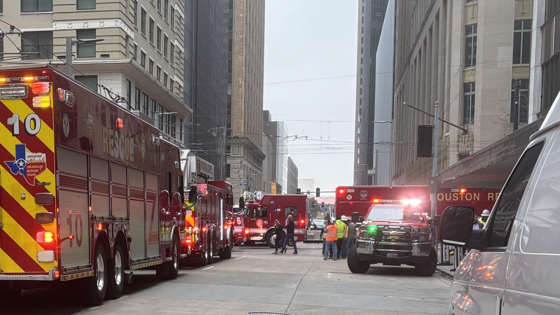 Construction collapses topples scaffolding at historic building in ...