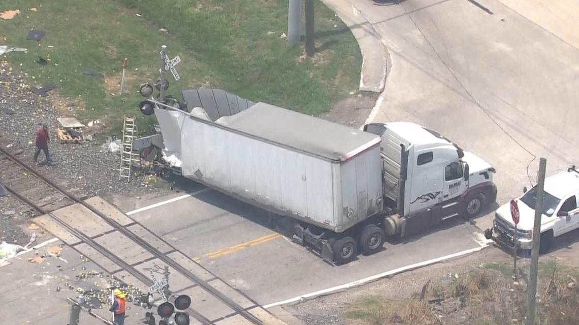 Train crashes into 19-wheeler in northwest Houston | khou.com