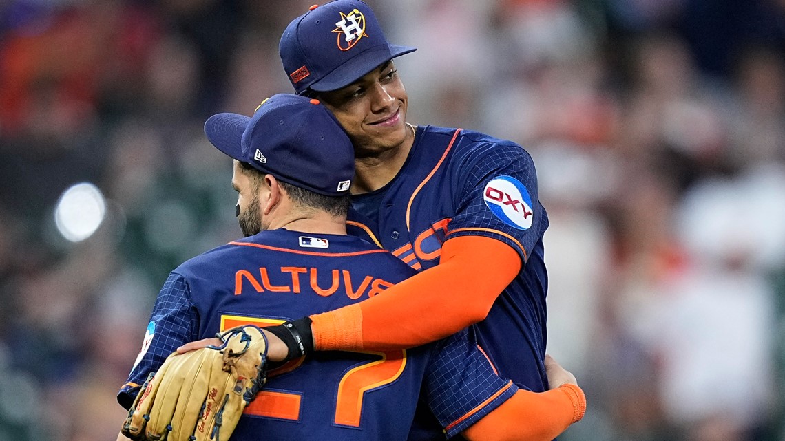 12-year-old girl grazed by bullet during drive-by shooting in southwest ...