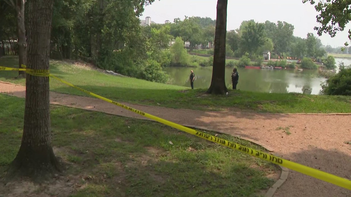 2 men dead in apparent drownings, Houston police say | khou.com