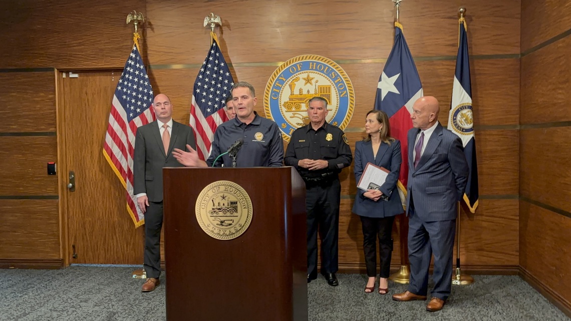 City of Houston outlines storm preparations ahead of tropical threat ...