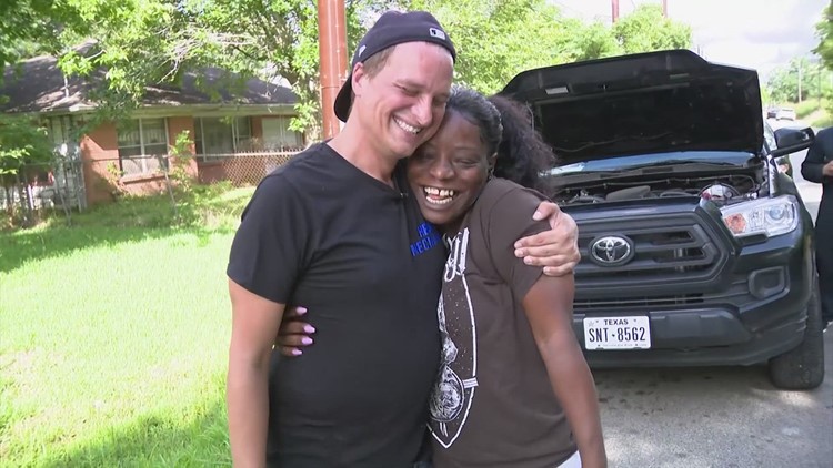 Texans Helping Texans | khou.com | khou.com