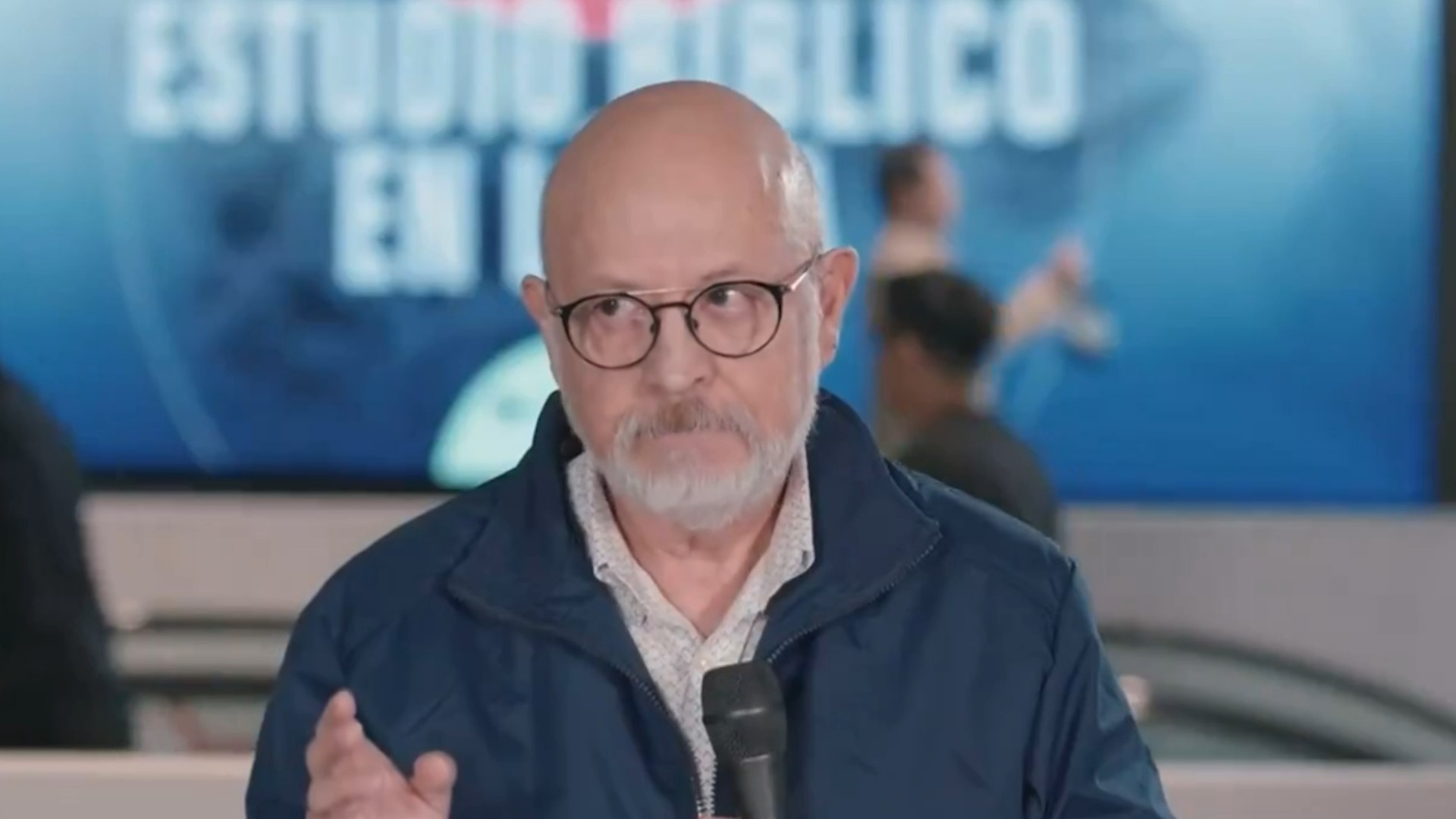 Lakewood Church shooting: Pastor hears gunshots during livestream ...