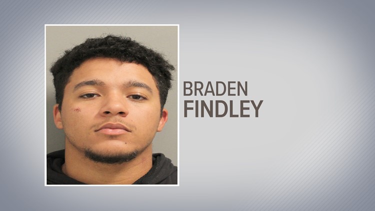 Search for escaped inmate Braden Findley in Harris County, Texas | khou.com