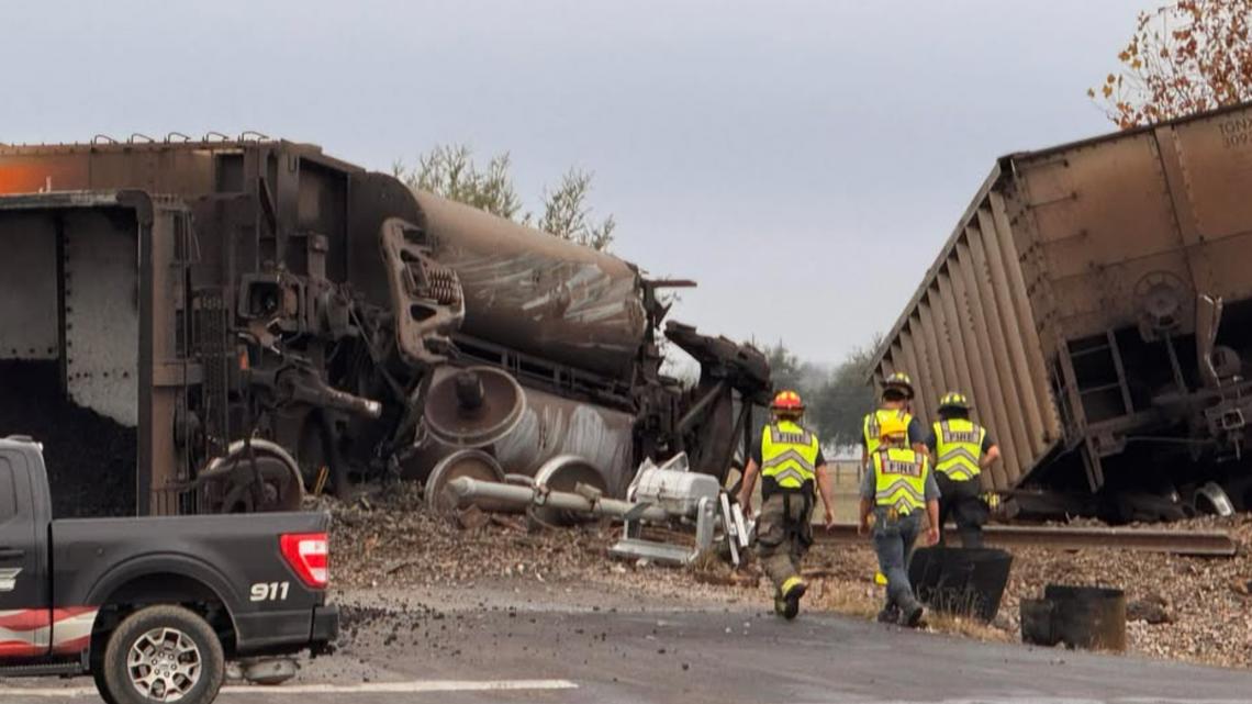 Train derails near Brenham, more than a dozen railcars go off the ...