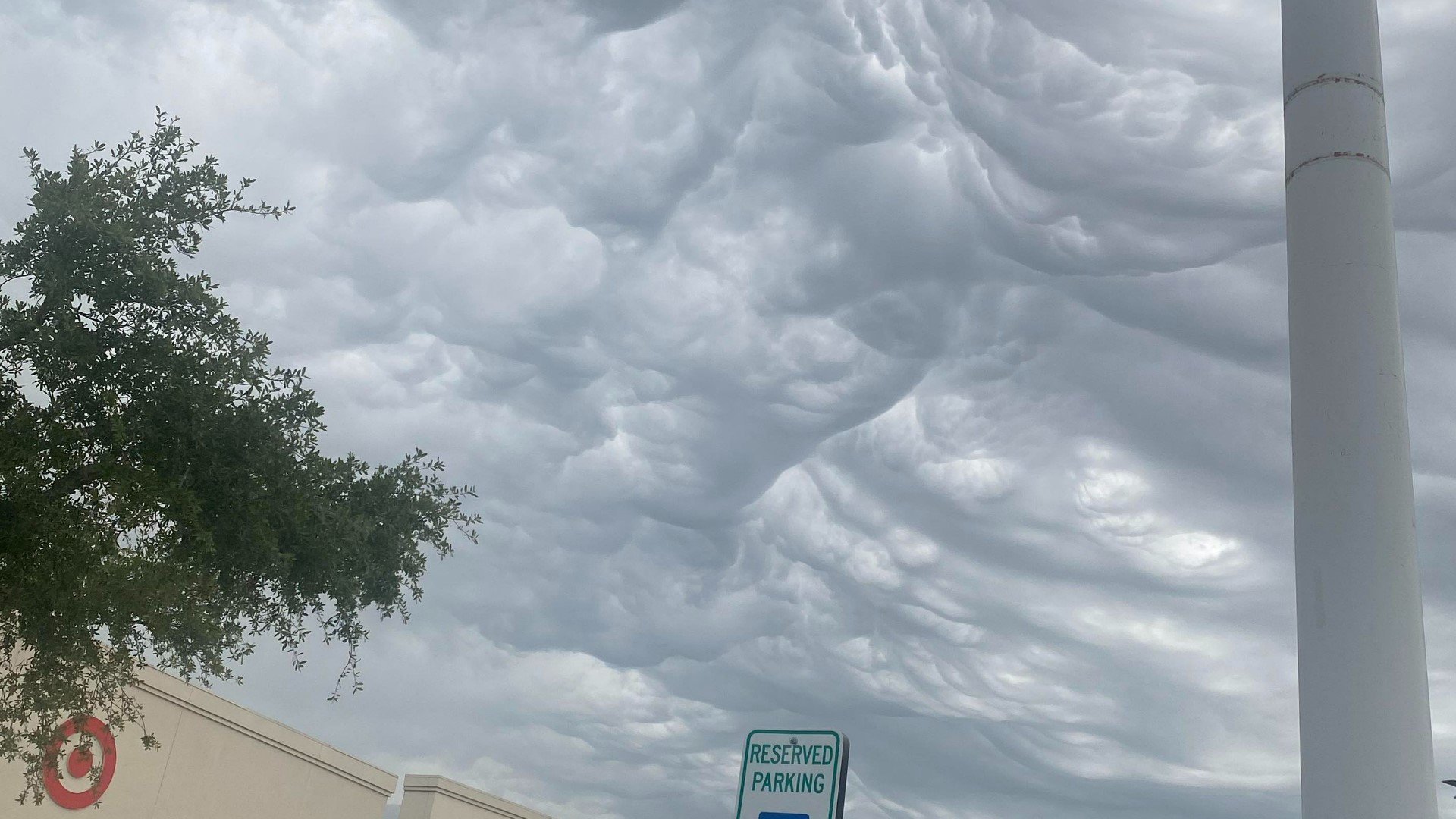 Houston, Texas weather: Unusual cloud spotted | khou.com