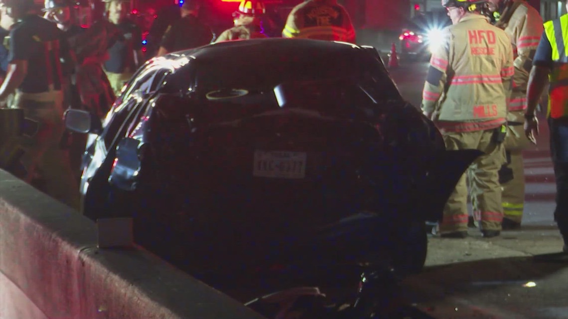 Crash leaves 3 people trapped inside car on the Southwest Freeway, HPD ...