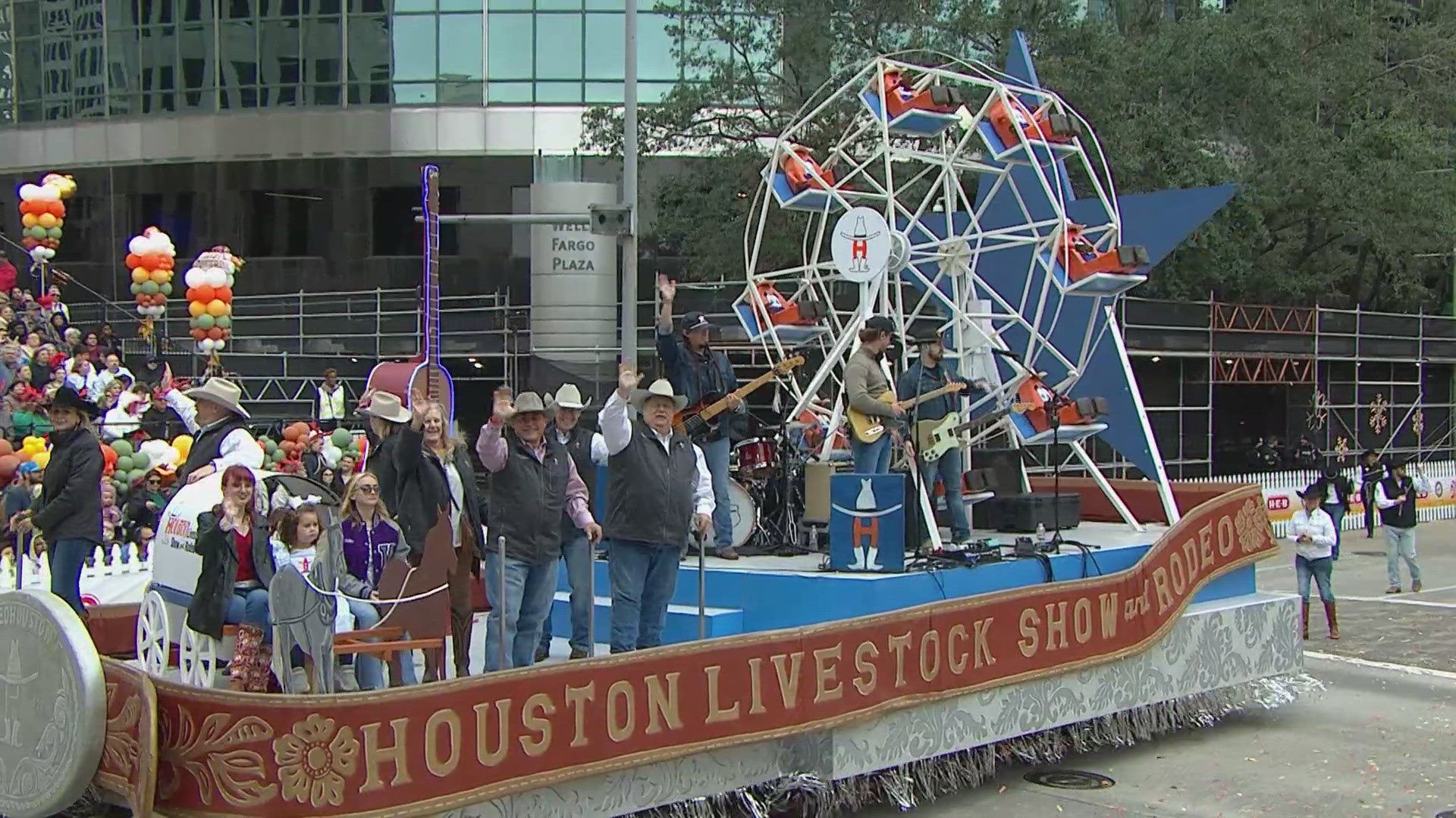 Houston's Thanksgiving parade to close downtown streets | What to know ...