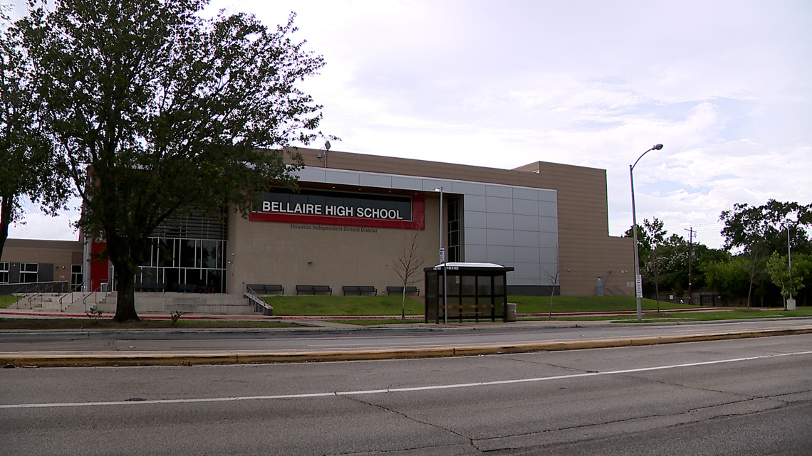 Former MMA fighter charged with murder after fatal stabbing at Houston ...