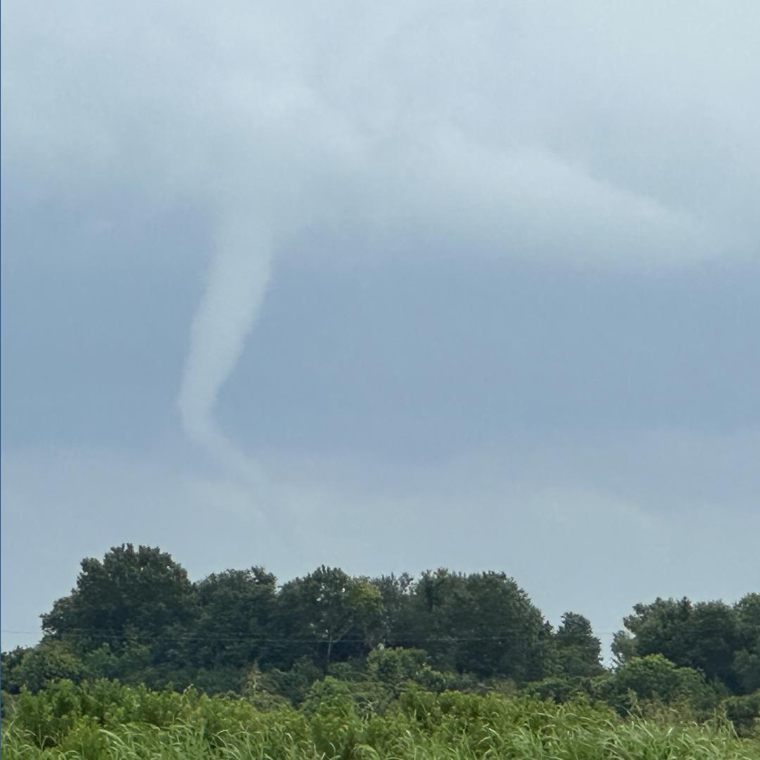 Funnel cloud spotted in Brazoria County on June 10, 2025 | khou.com