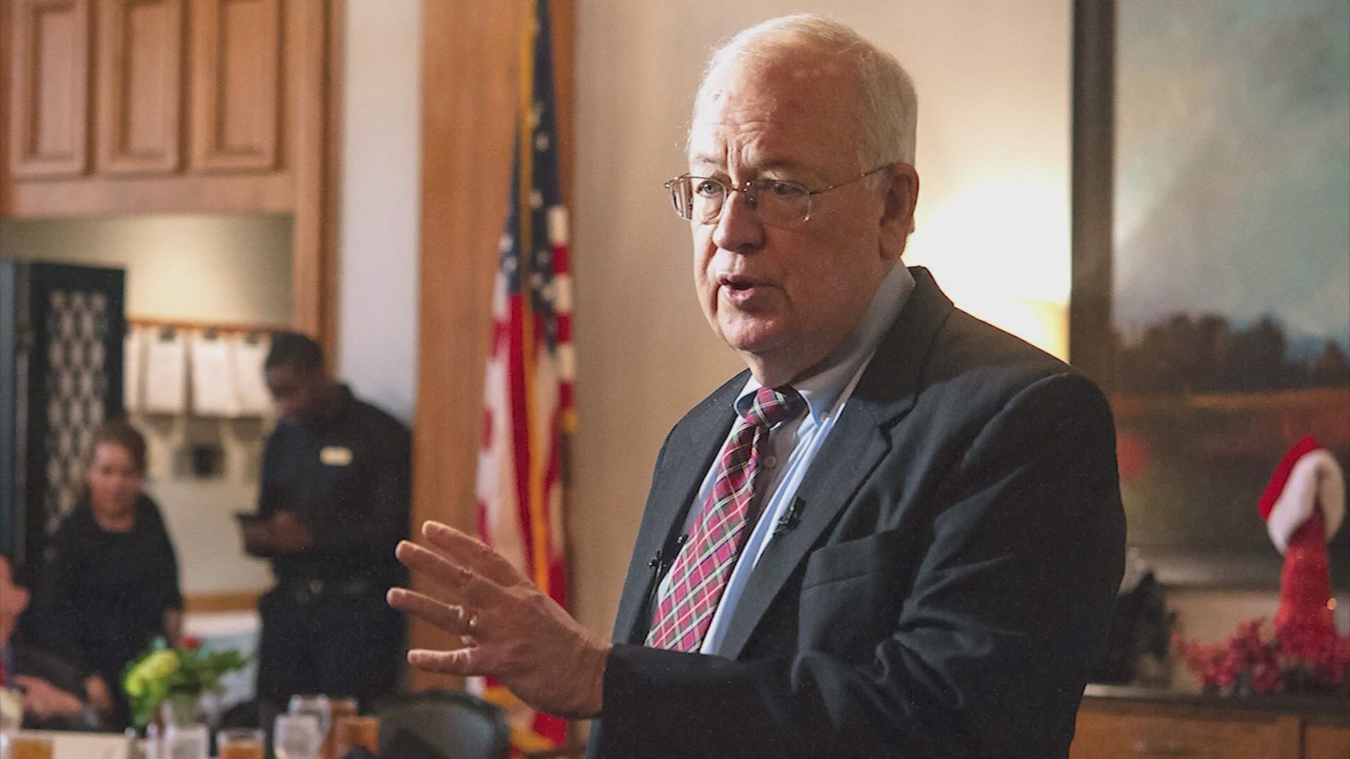 Kenneth Starr, whose probe led to Clinton impeachment, dies at 76 ...