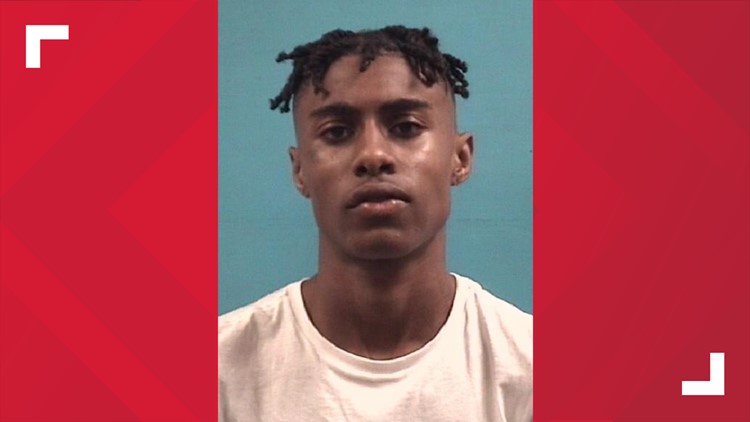 Man charged with 2 capital murder cases released on $1M bond | khou.com