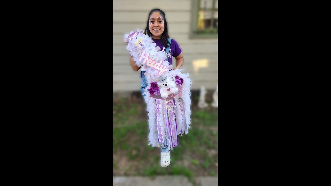 Why are mums so big in Texas? Here is the homecoming history | khou.com